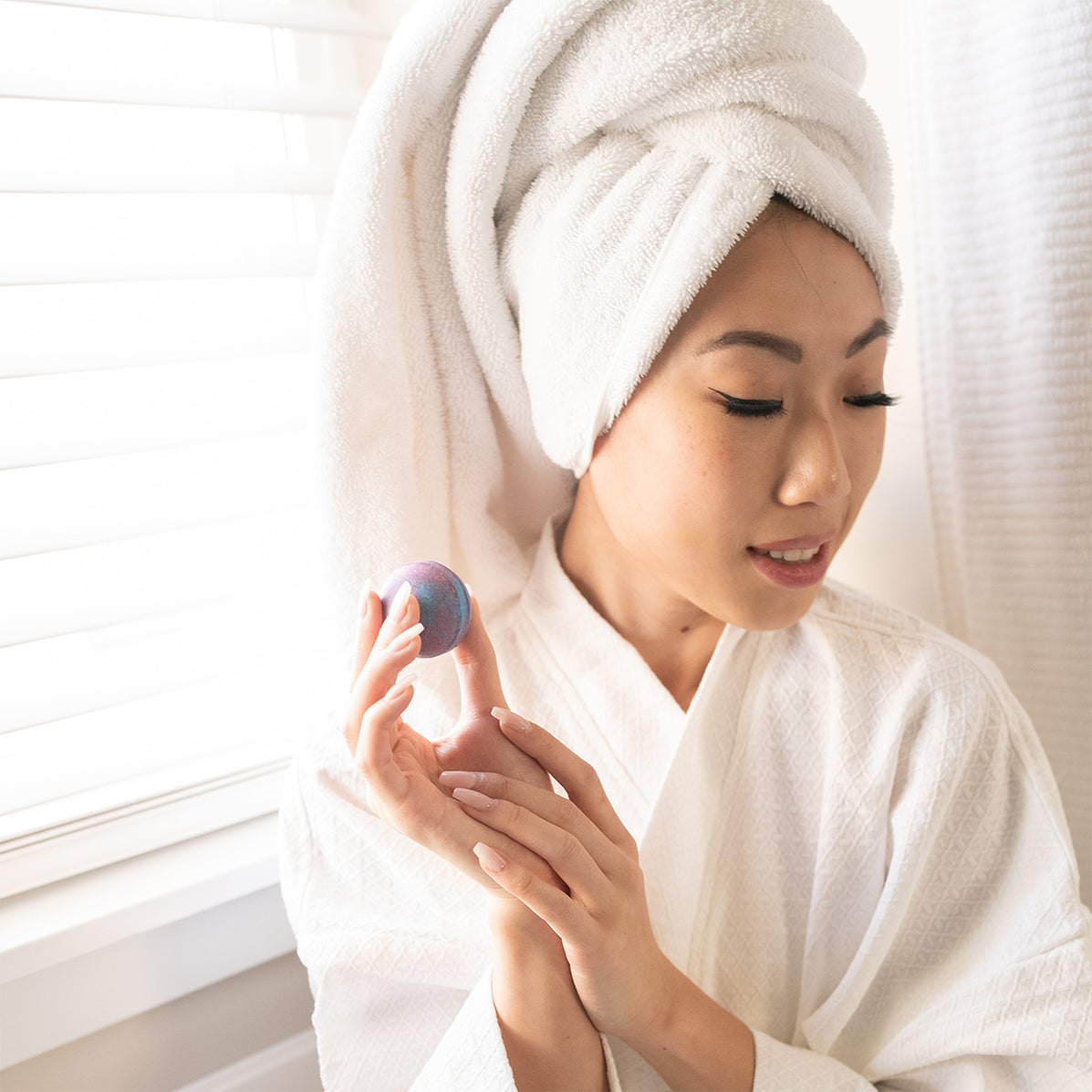 Moody Blues | Aromatherapy Bath Marble | Cosset — Cosset, Inc.